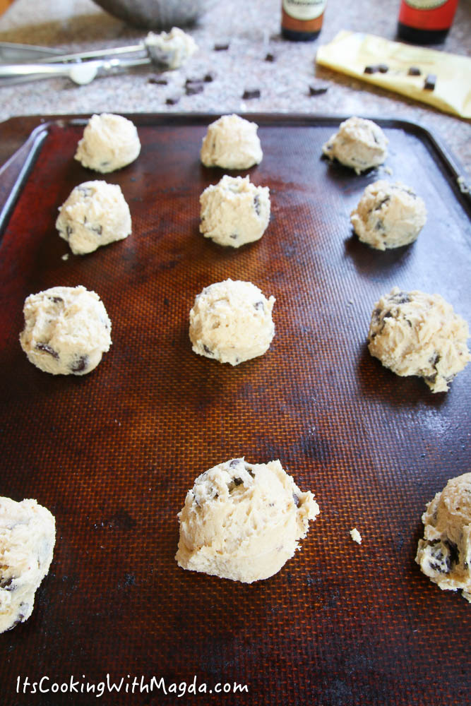 Chocolate Chip Cookies | It's Cooking with Magda